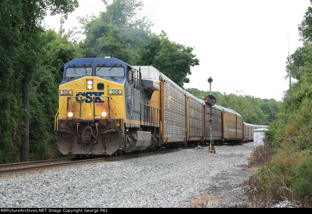 CSX 508 and train Q217